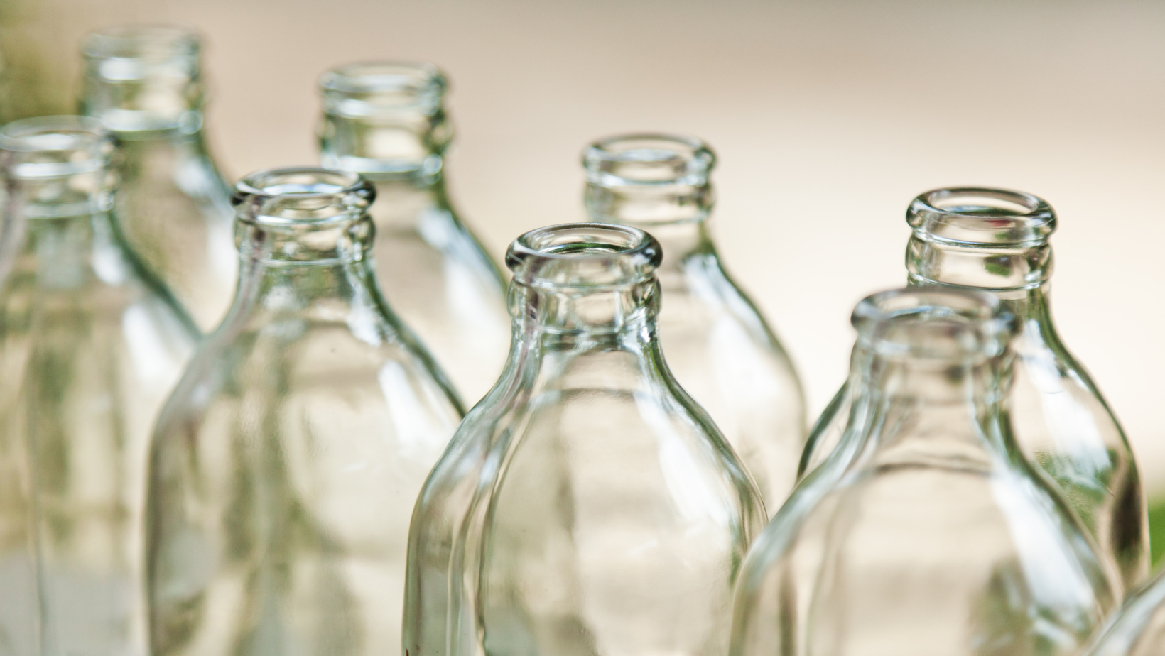 Embracing Glass: The Sustainable Choice – Moo & Yoo